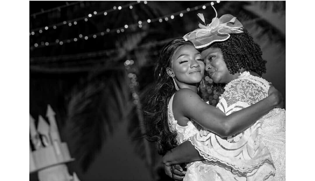 Singer, Simi wishes her mum happy birthday with heartwarming message ...