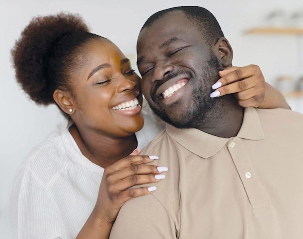 SMILING: MOOD BOOSTER FOR COUPLES - Vanguard Allure