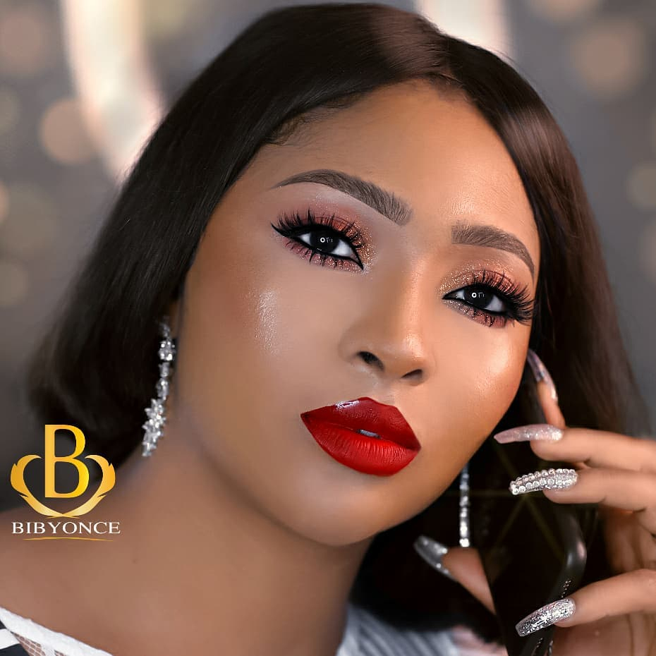 Sexy Red Pout - Vanguard Allure