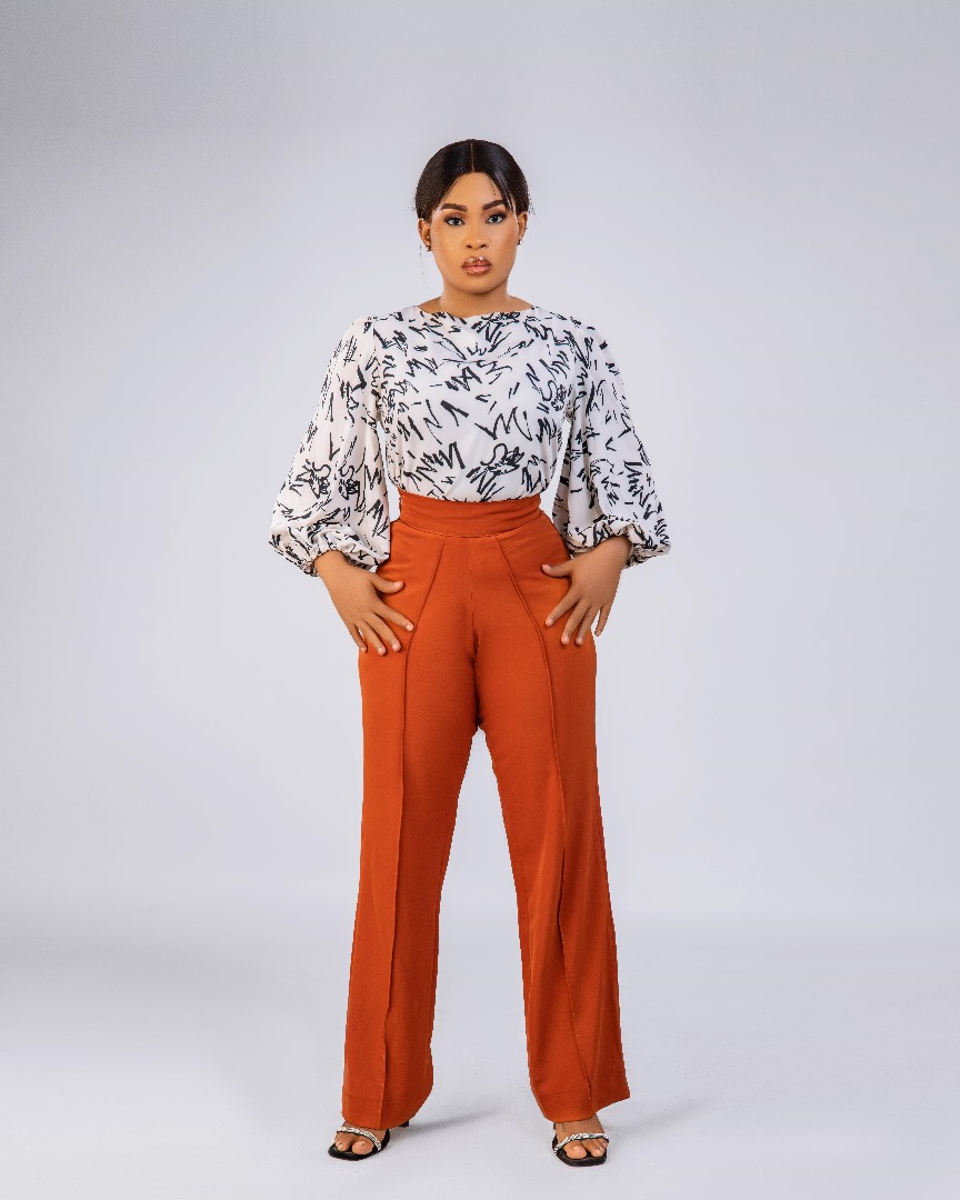 ADAMU BRIGHT BULUS FRESH TAKE ON FABRIC AND COLOUR MANIPULATION IN ...