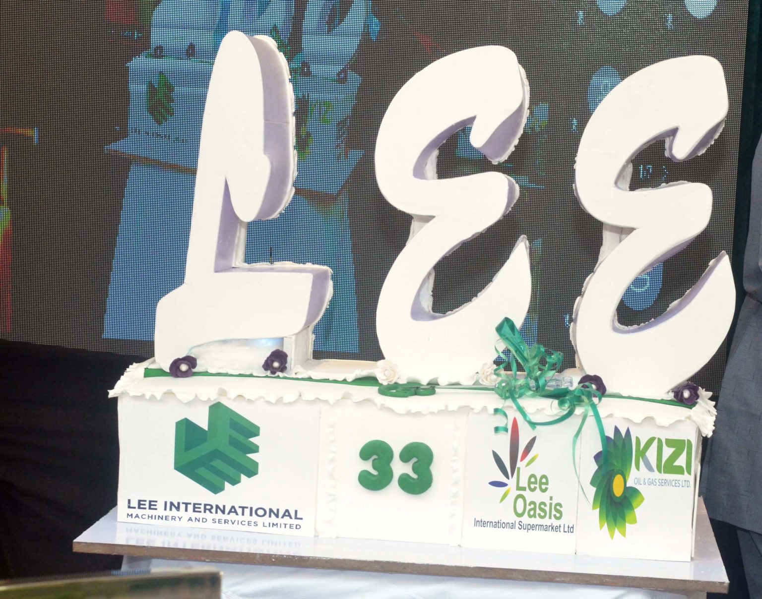 Lee @ 33: From 40-feet container to Innovation and Excellence ...